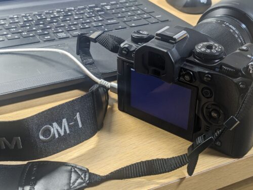 OM1 Mark IIのトラブル解消: OI.Shareアプリ接続方法とファームウェア更新手順 | とらべらー